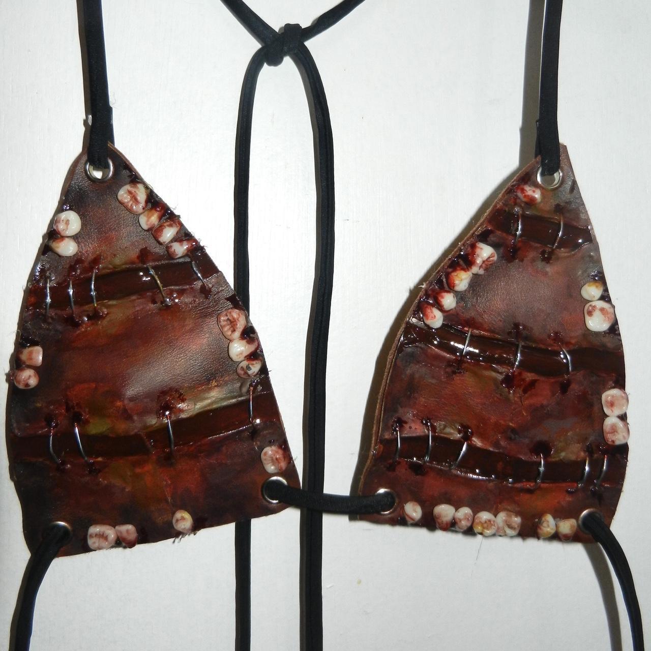 darker tone flesh + teeth bra – MACHETEGIRL